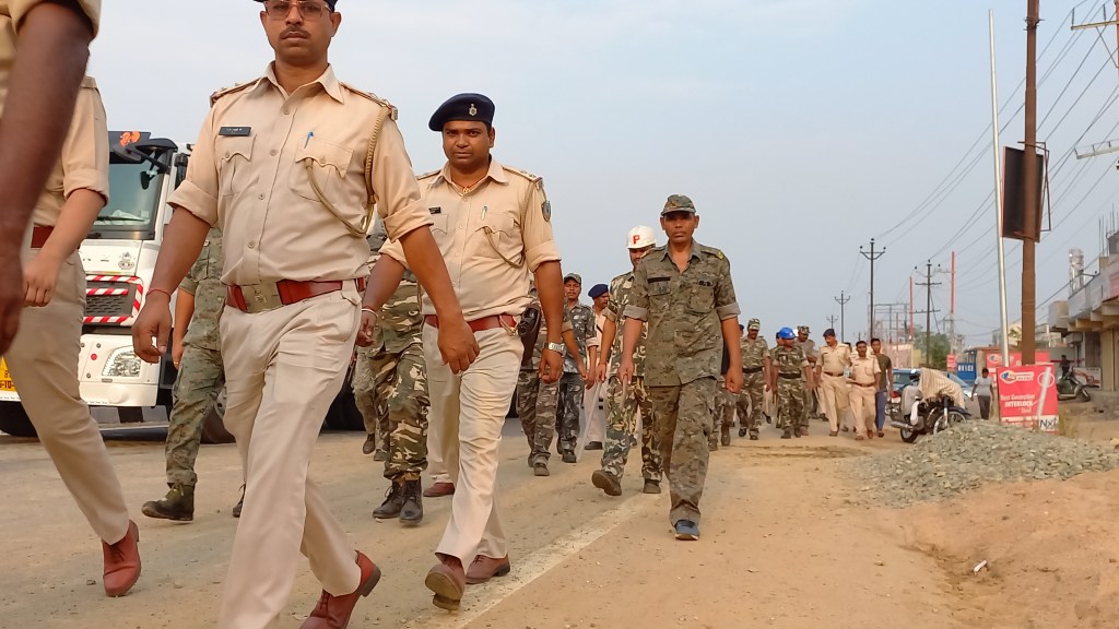 Jamshedpur on alert after Ranchi violence, flag march in sensitive ...