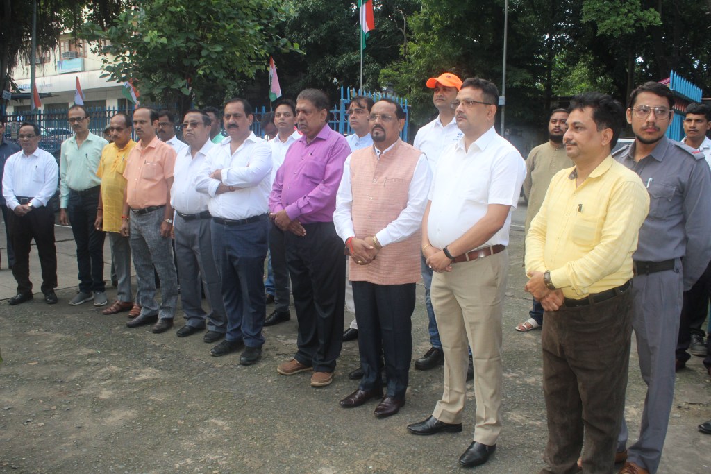 Tata Workers Union leaders remember freedom fighters on I-Day | The ...