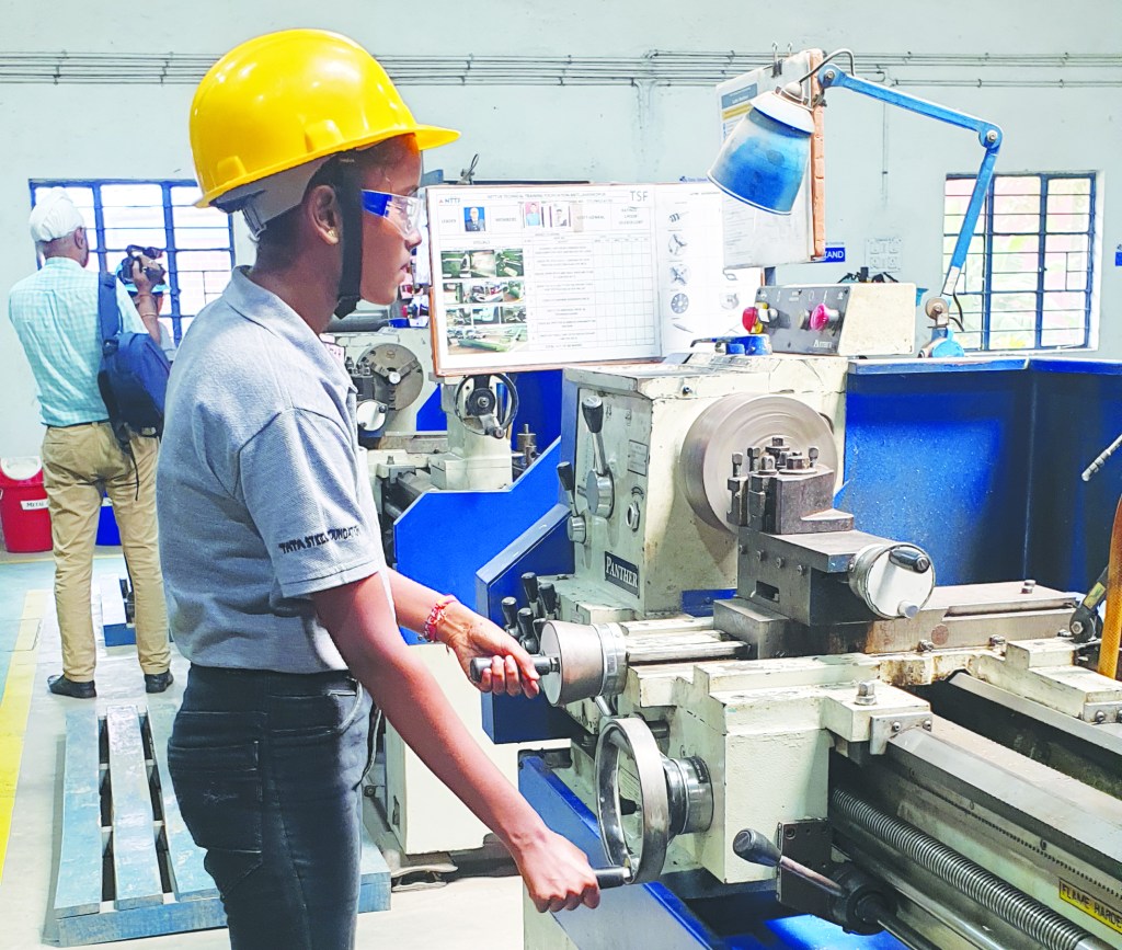 Tata Steel Technical Institute Jamshedpur skilling youth, ensuring cent ...