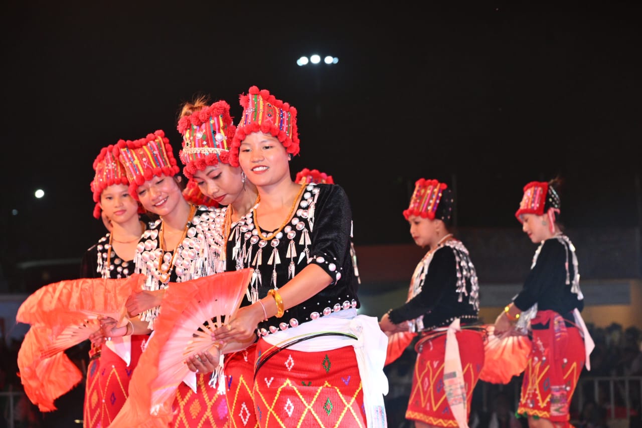 Tribal Munda Community gathers for Samvad Program in Kolhan | The ...