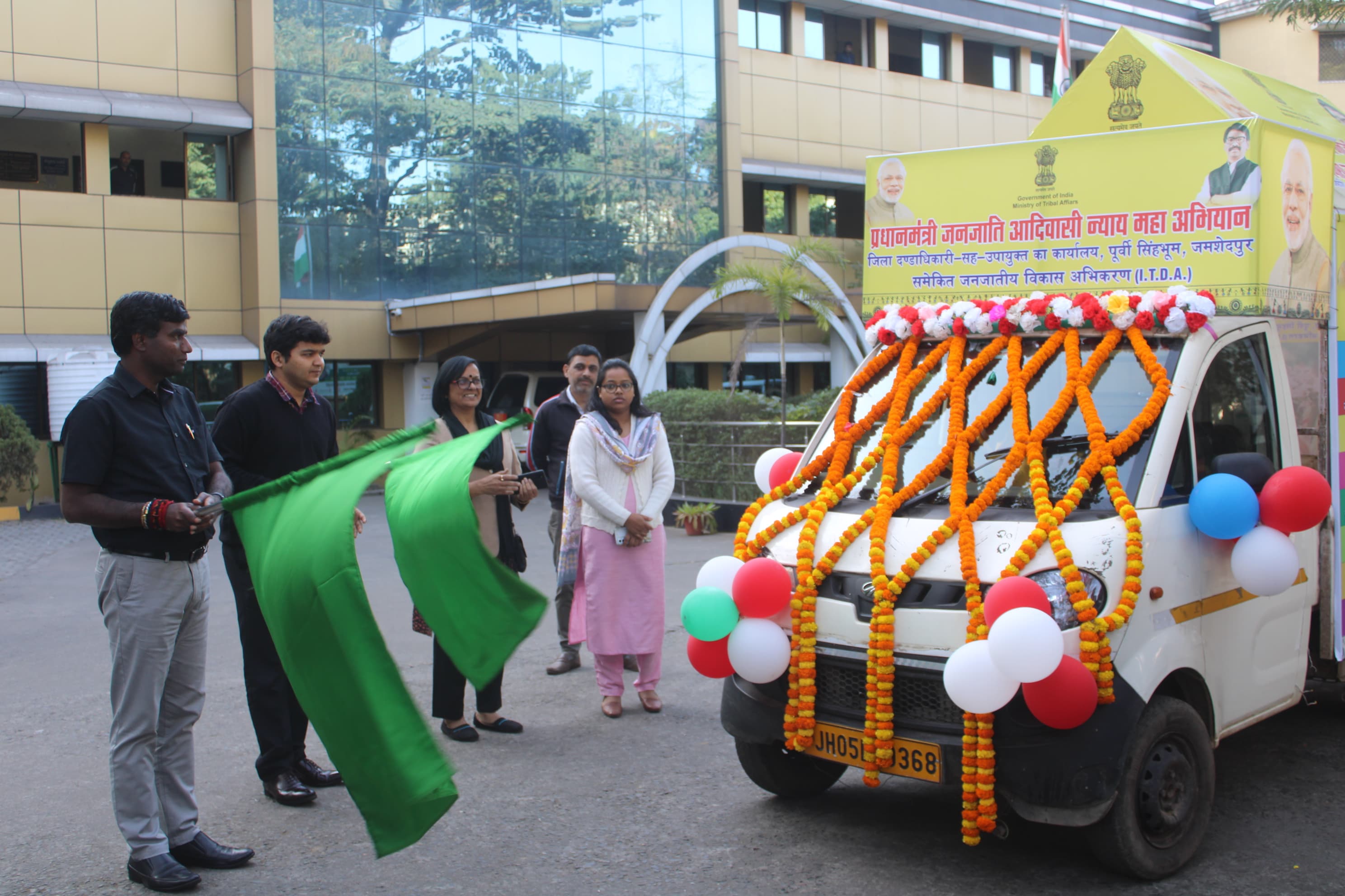 Jamshedpur DC flags off PM-Janman Yojana Campaign Chariot | The Avenue Mail