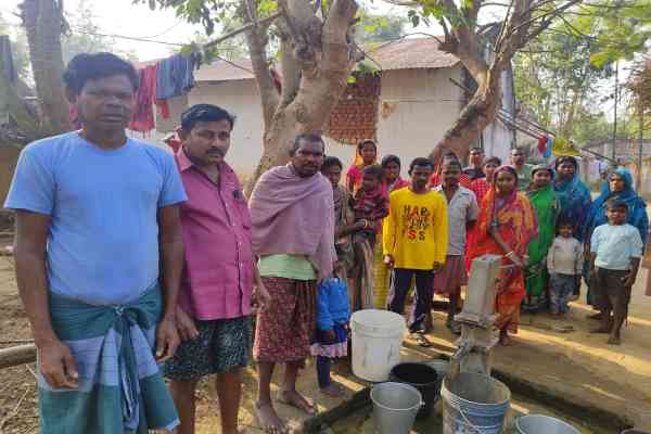 Baharagora Villagers protest government neglect of water crisis | The ...