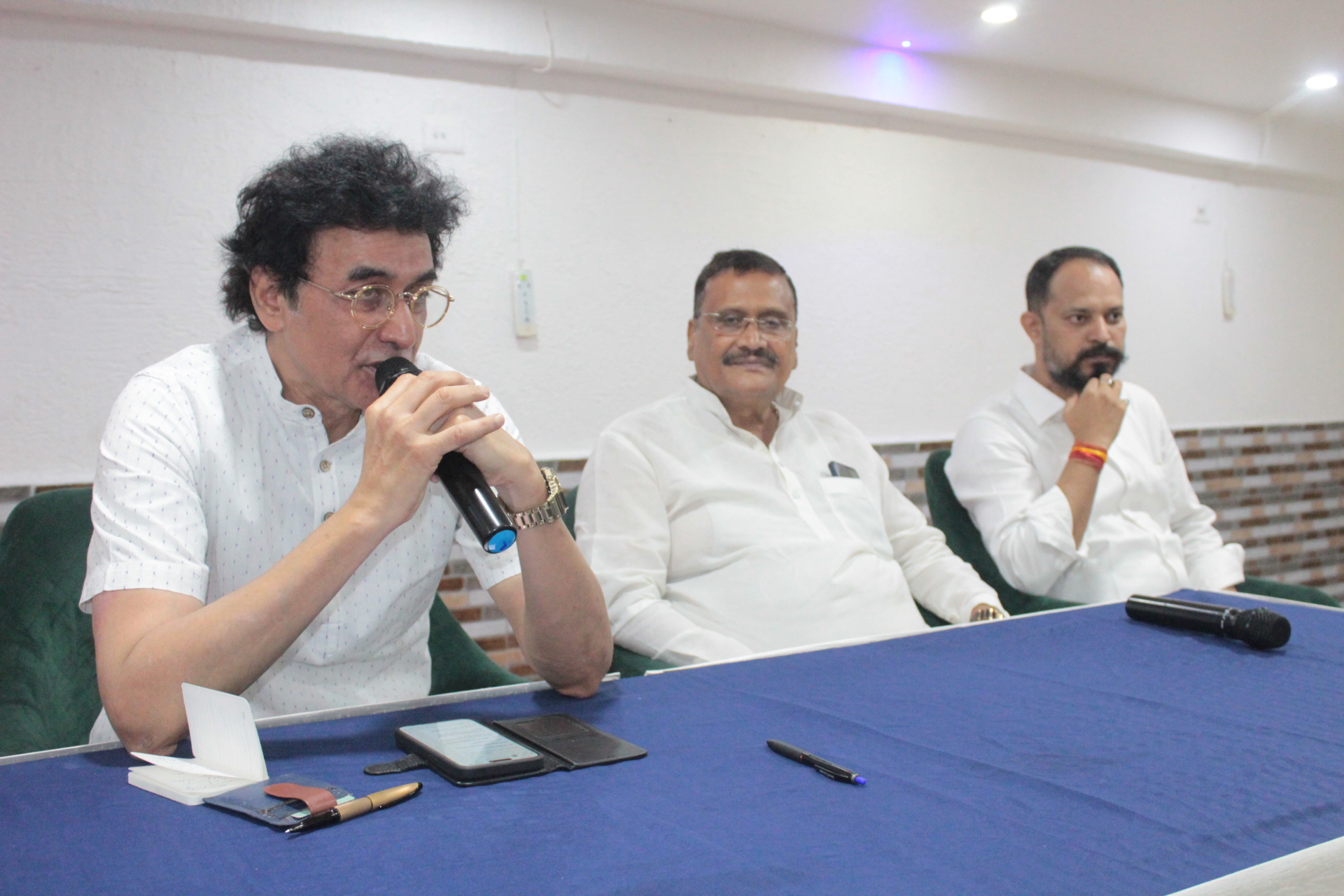 Jamshedpur: Dr. Ajoy alleges irregularities in NEET Exam, attacks BJP government | The Avenue Mail