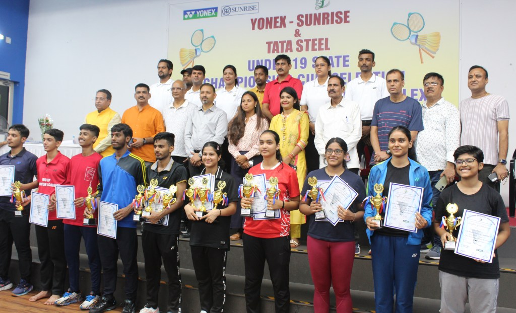 Jamshedpur's Sarah Sharma clinches triple title in Jharkhand Junior ...