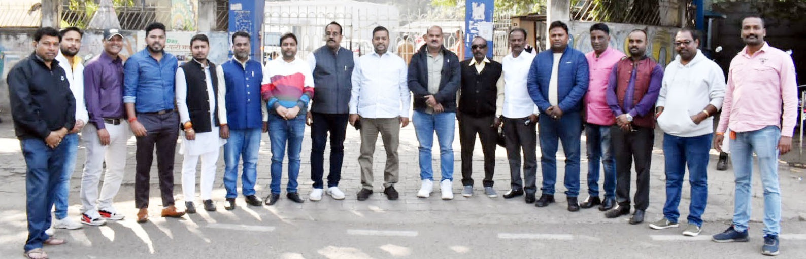 BJP Jamshedpur East delegation submits memorandum to JNAC Deputy ...