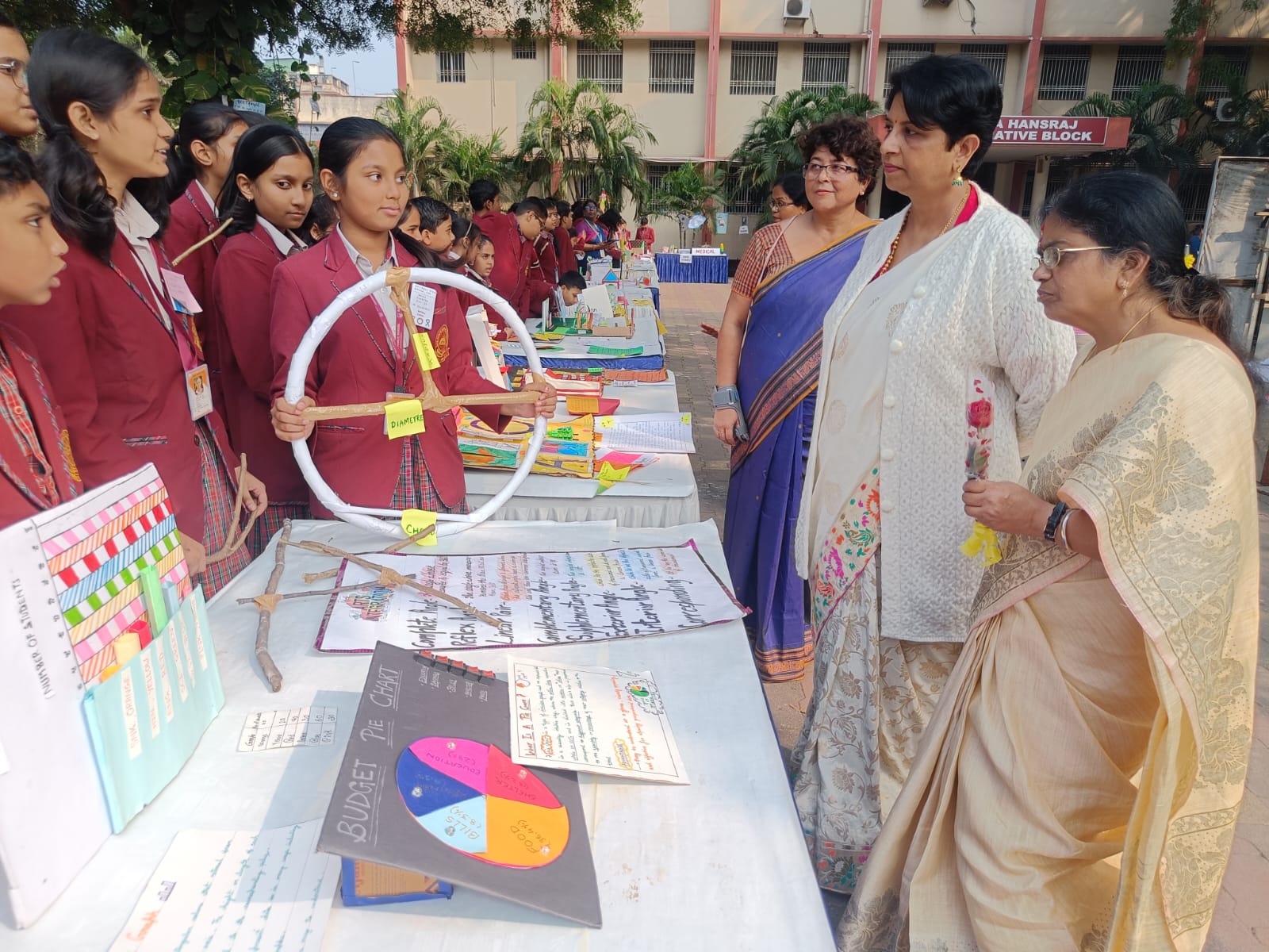 Students showcase over 130 Math exhibits at DAV Bistupur Fest | The ...
