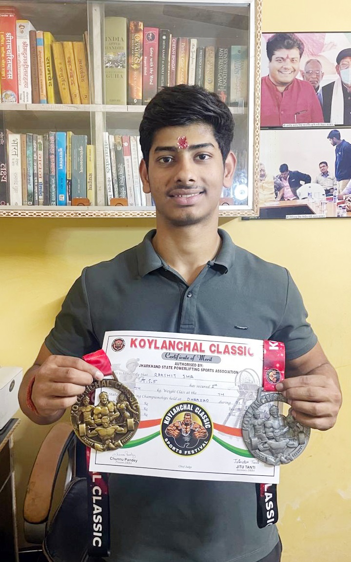 Jamshedpur's Rakshit Jha wins gold in powerlifting championship | The Avenue Mail