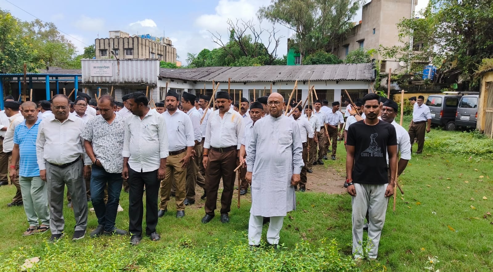 Saryu Roy attends RSS Centenary March in Jamshedpur | The Avenue Mail