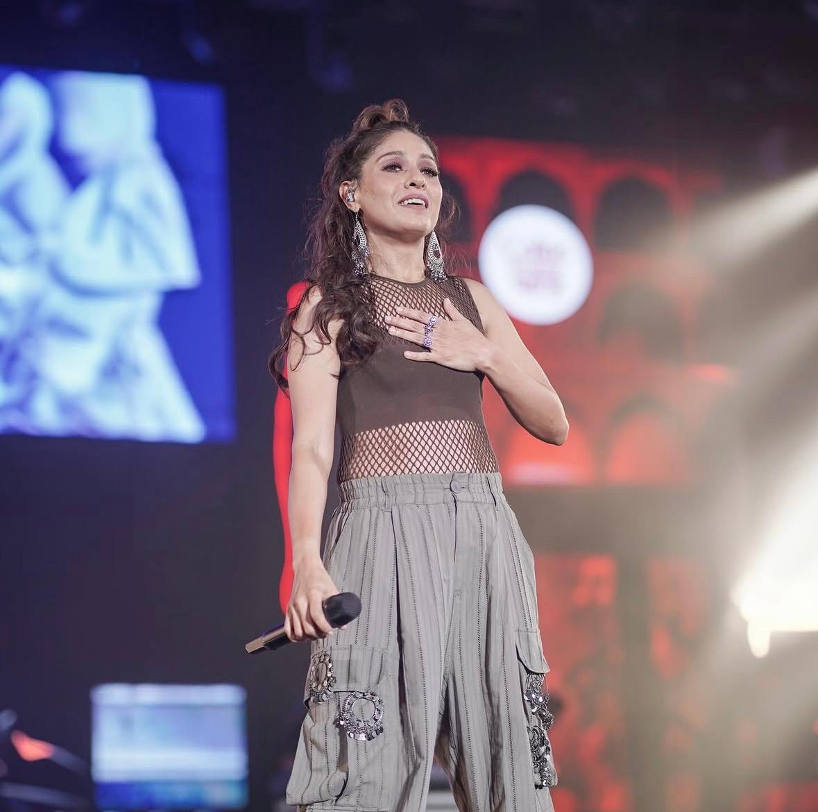 Bollywood singer Sunidhi Chauhan to perform in Jamshedpur on November ...