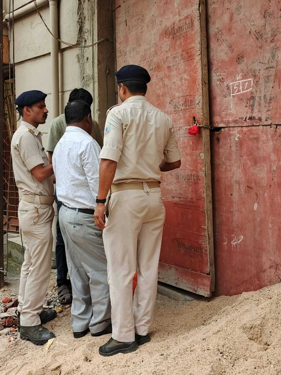 JNAC seals two illegal buildings in Jamshedpur's Dhatkidih | The Avenue ...