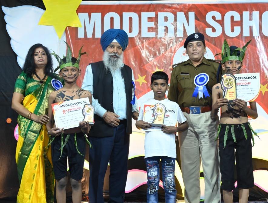 Modern English School celebrates annual day with Cultural Performances ...