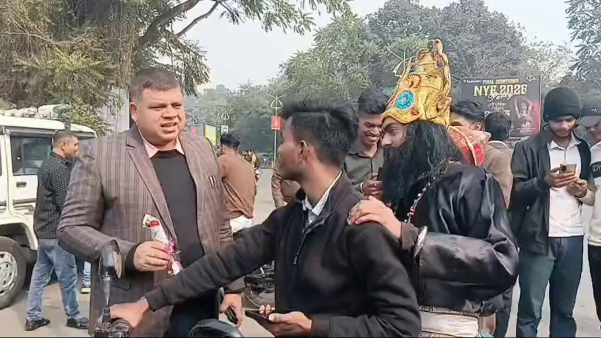 ‘Yamraj’ Takes to Jamshedpur Streets to Promote Road Safety Awareness ...