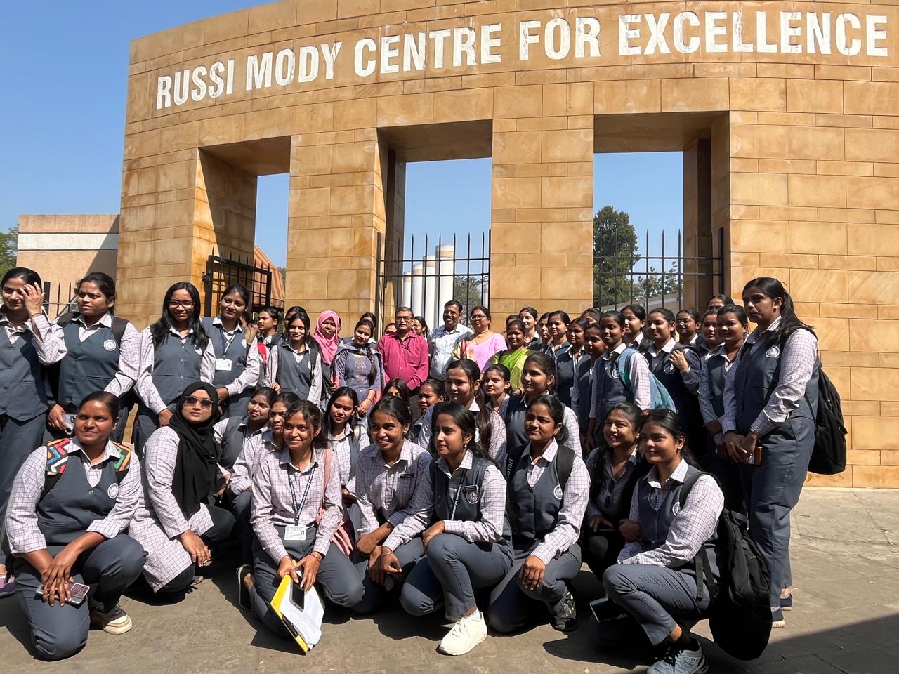 JWU M.Com Students Visit Russi Mody Centre of Excellence | The Avenue Mail