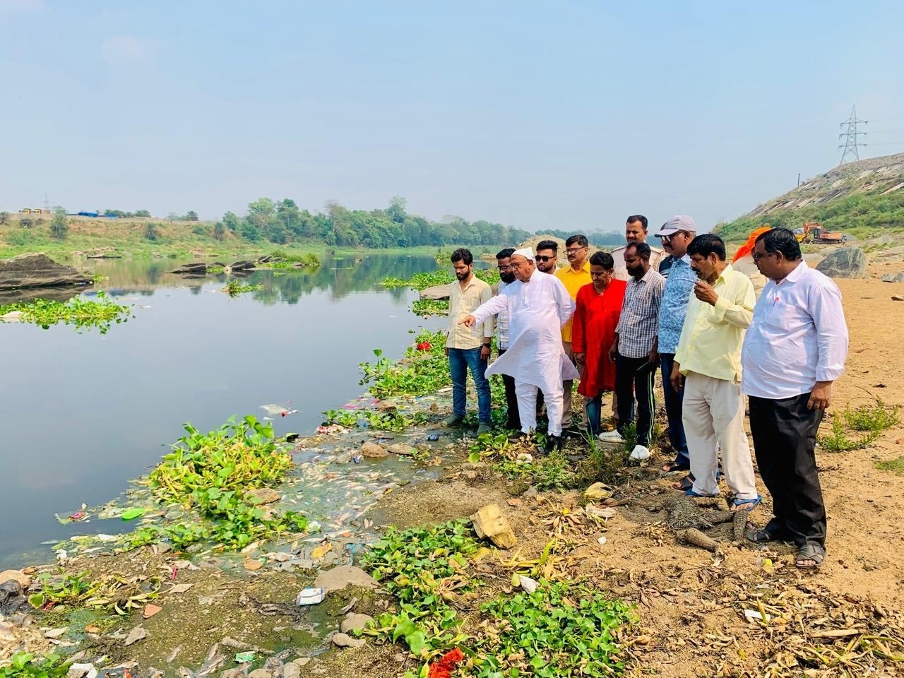 Saryu Roy seeks probe into fish deaths in Jamshedpur | The Avenue Mail